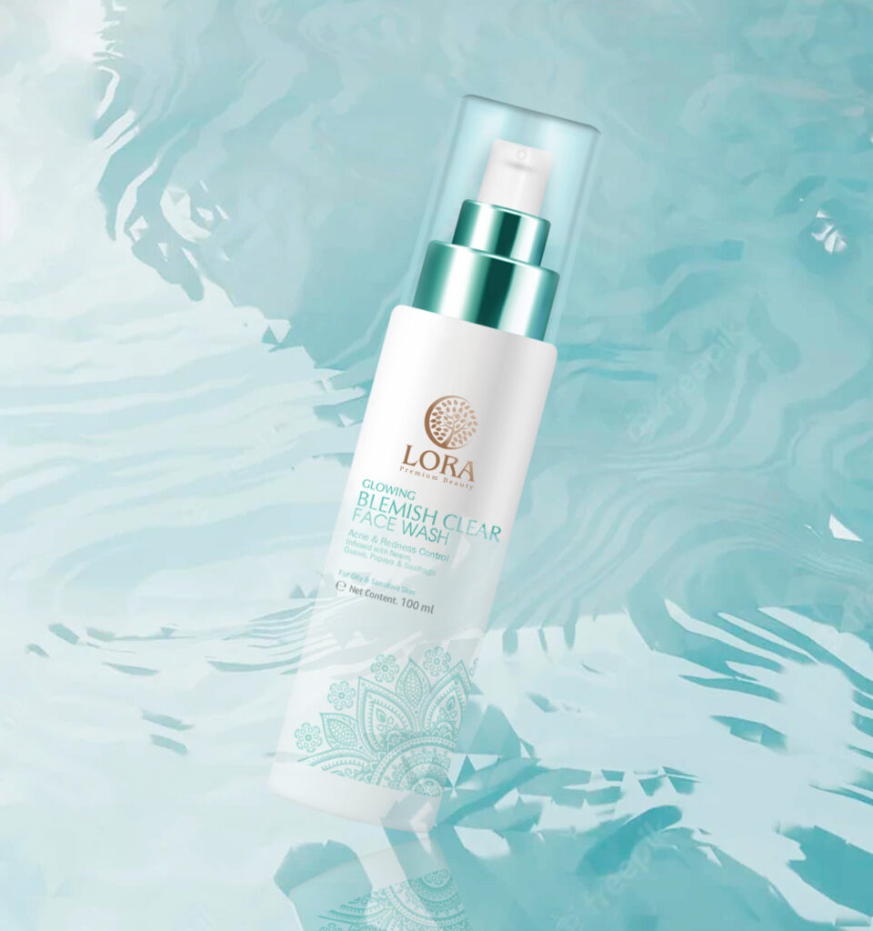 Lora Naturals